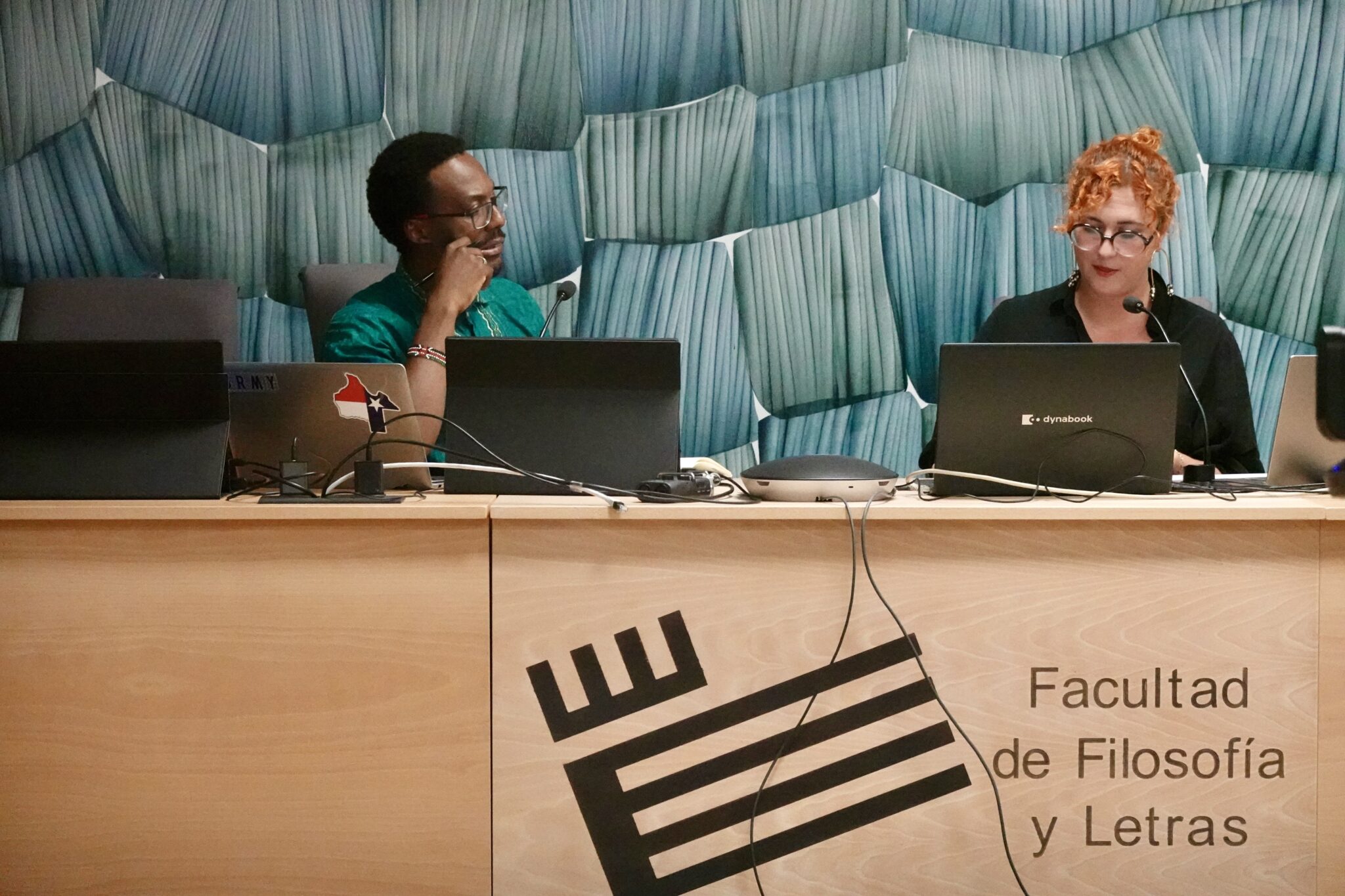 Event organization & moderation | Dr. Julia Borst